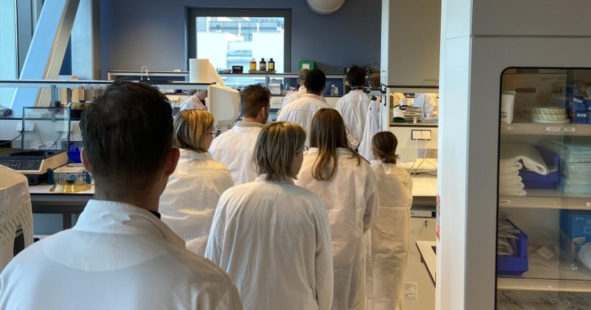 Connecting Patients and Researchers: A Lab Tour at Sanquin | Sanquin